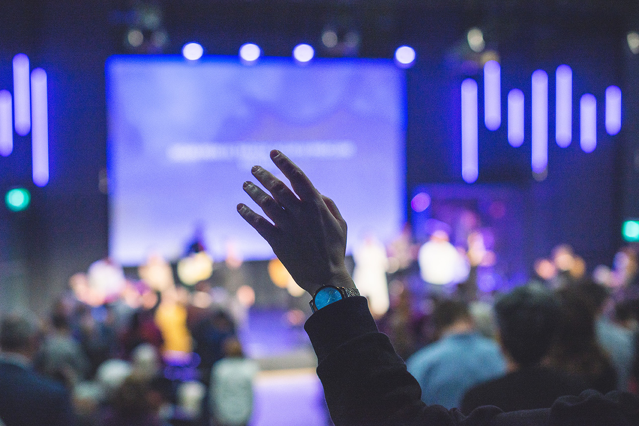 Best Live Streaming Software Services for Churches Online - ChurchLab